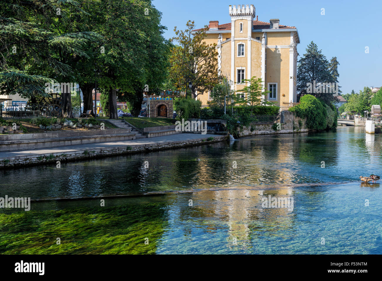 L’Isle sur la Sorgue, Waterways, Vaucluse, Provence Alpes Cote d’Azur ...
