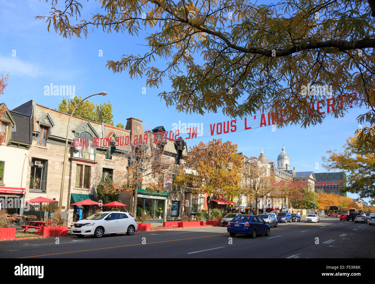 Montreal french quarter hi-res stock photography and images - Alamy