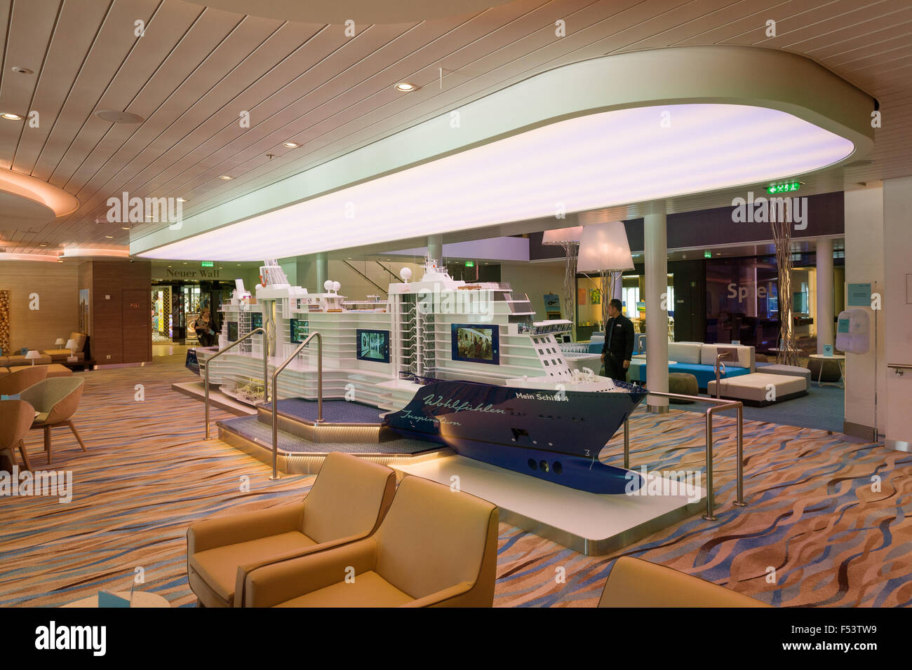 Cutaway model ship hi-res stock photography and images - Alamy