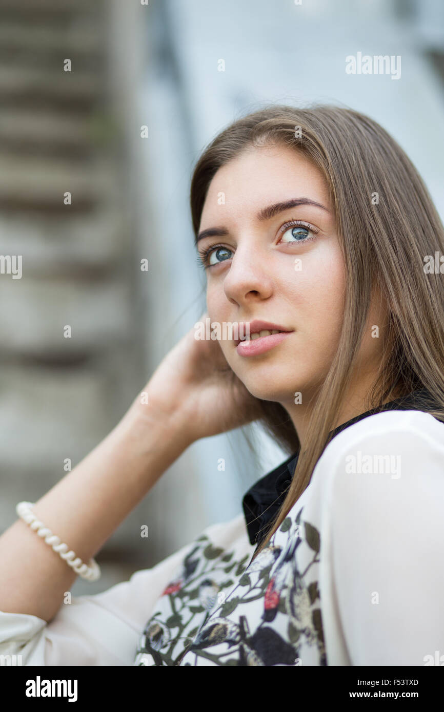 Hipster Hair Girl Brown