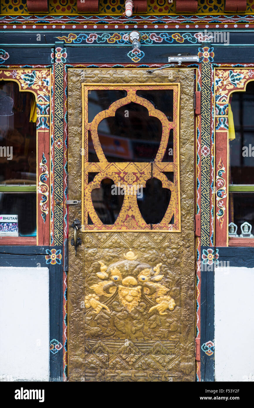 Souvenir shop exterior, Jakar, Bumthang, Bhutan Stock Photo - Alamy