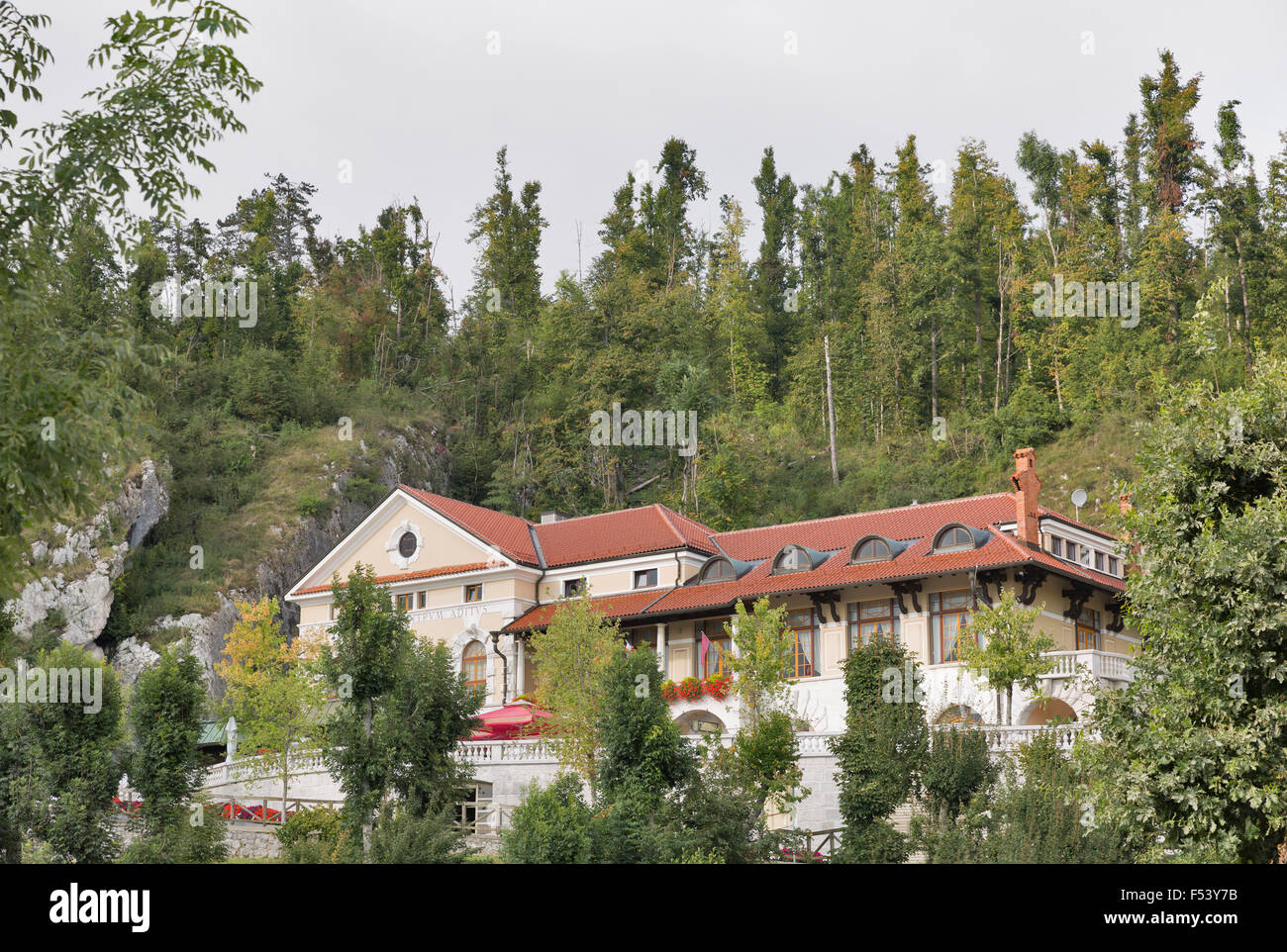 Entry of ancient building hi-res stock photography and images - Alamy