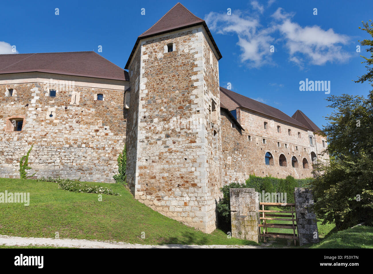 Ancient walls of Ljubljana castle, Slovenia Stock Photo - Alamy