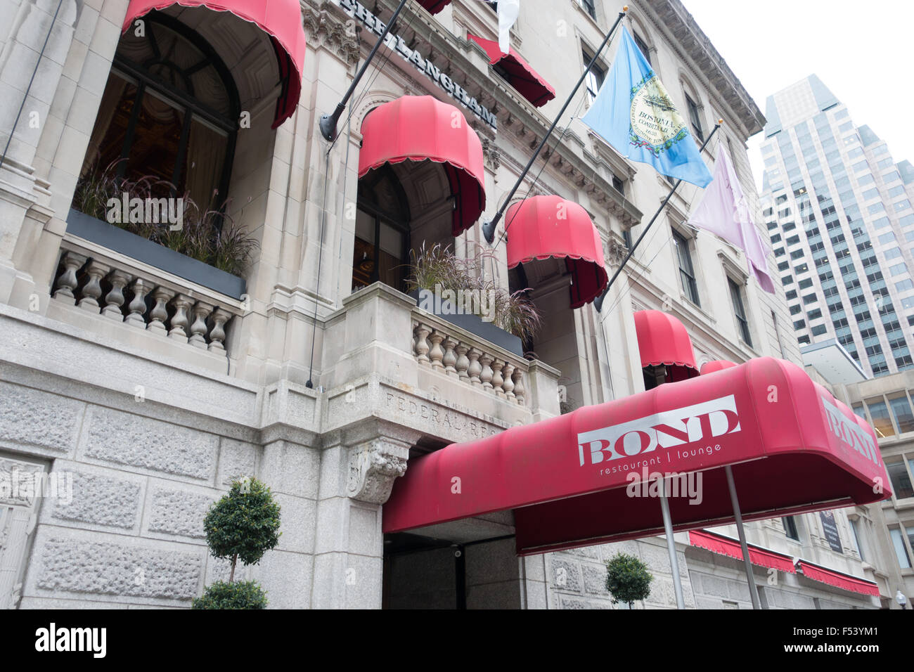 boston bond restaurant Stock Photo - Alamy