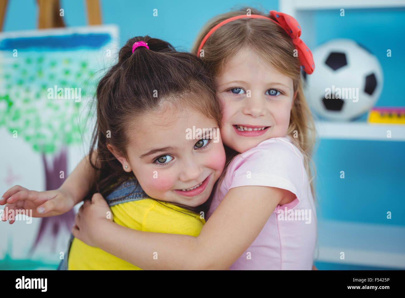 Kids playing table hi-res stock photography and images - Alamy