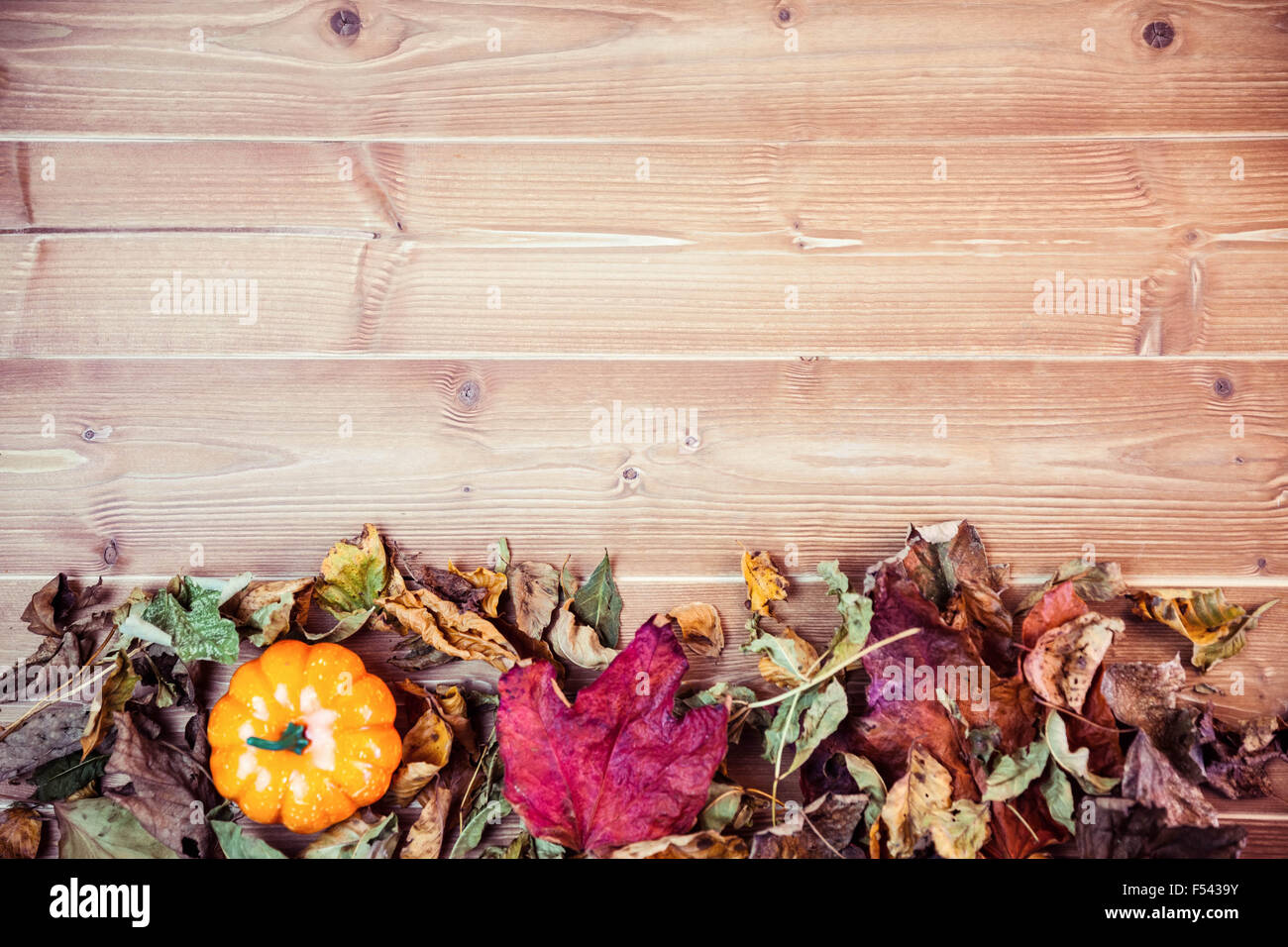 Pattern desk hi-res stock photography and images - Alamy