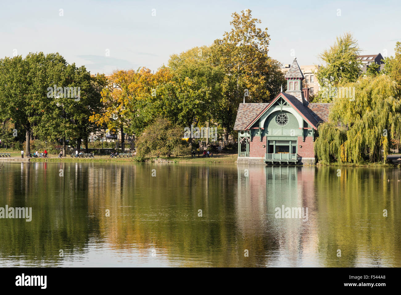 The Harlem Meer in Central Park, NYC Stock Photo - Alamy