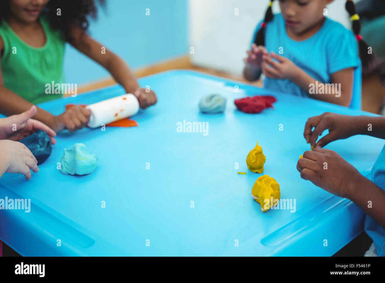 Kids modelling hi-res stock photography and images - Alamy