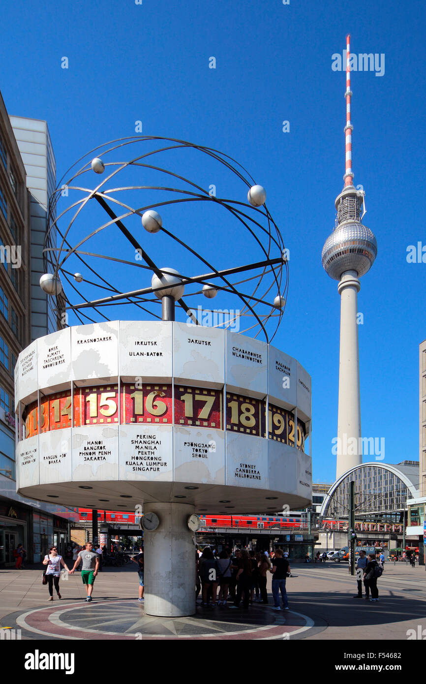 Berlin Alexander Square world time clock Stock Photo - Alamy