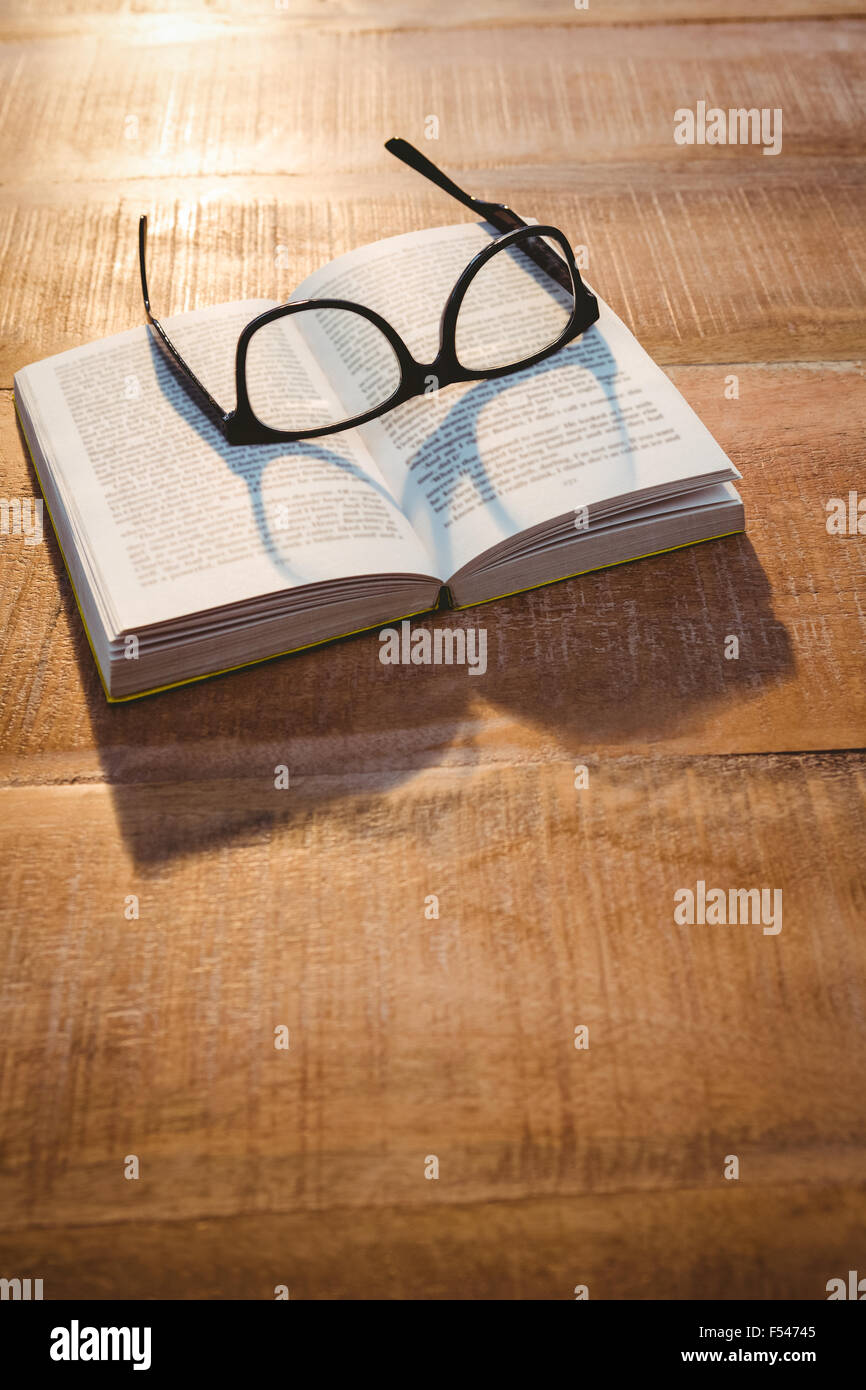 Close book hi-res stock photography and images - Alamy