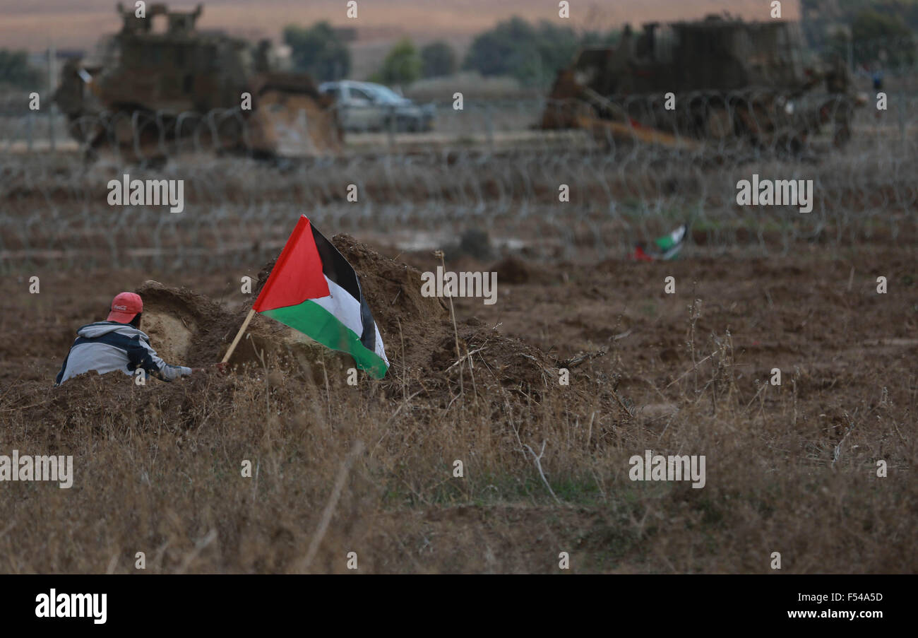 Bureij, Gaza Strip, Palestinian Territory. 27th Oct, 2015. A ...