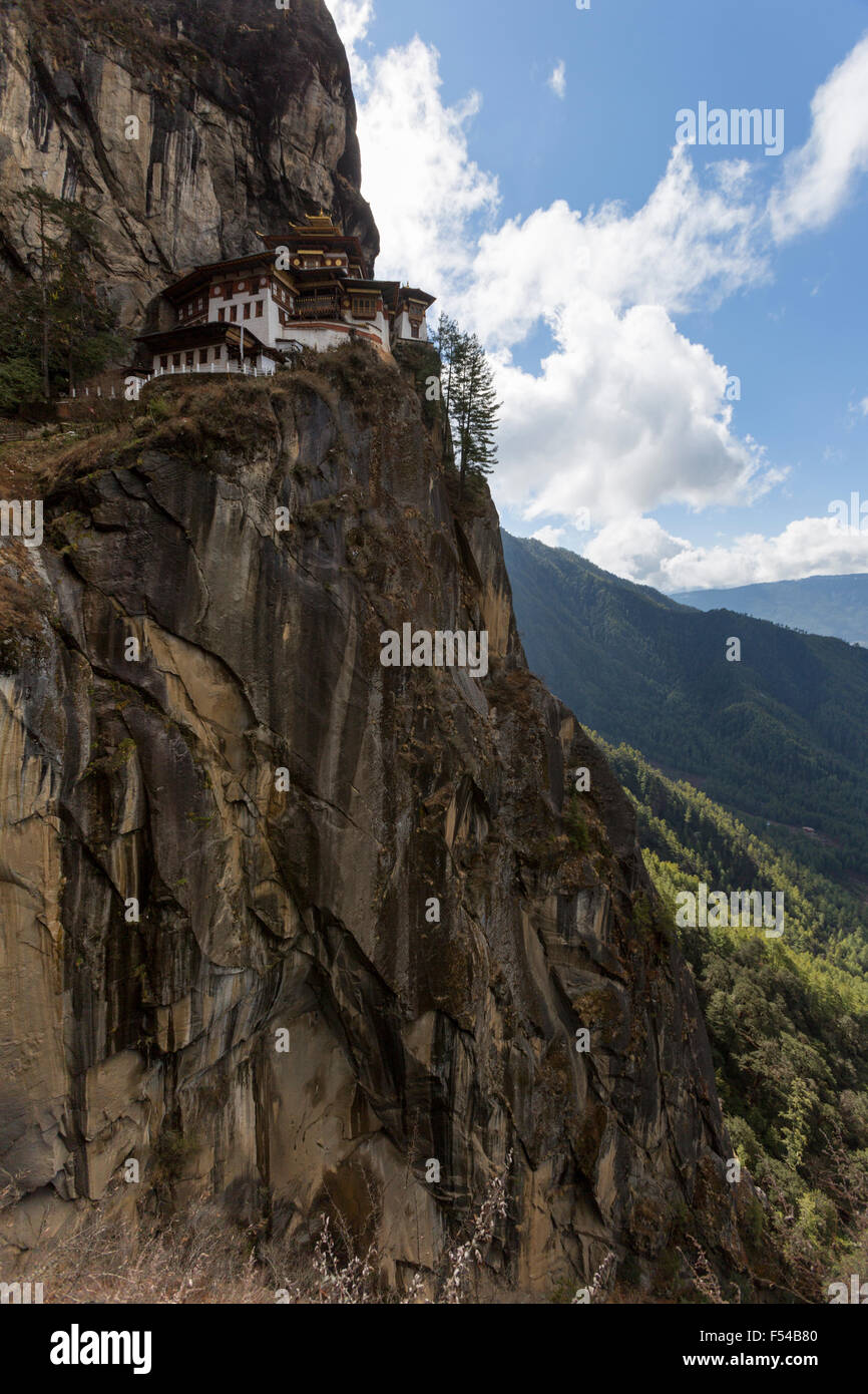 Tiger's Nest monastery near Paro, Bhutan Stock Photo - Alamy