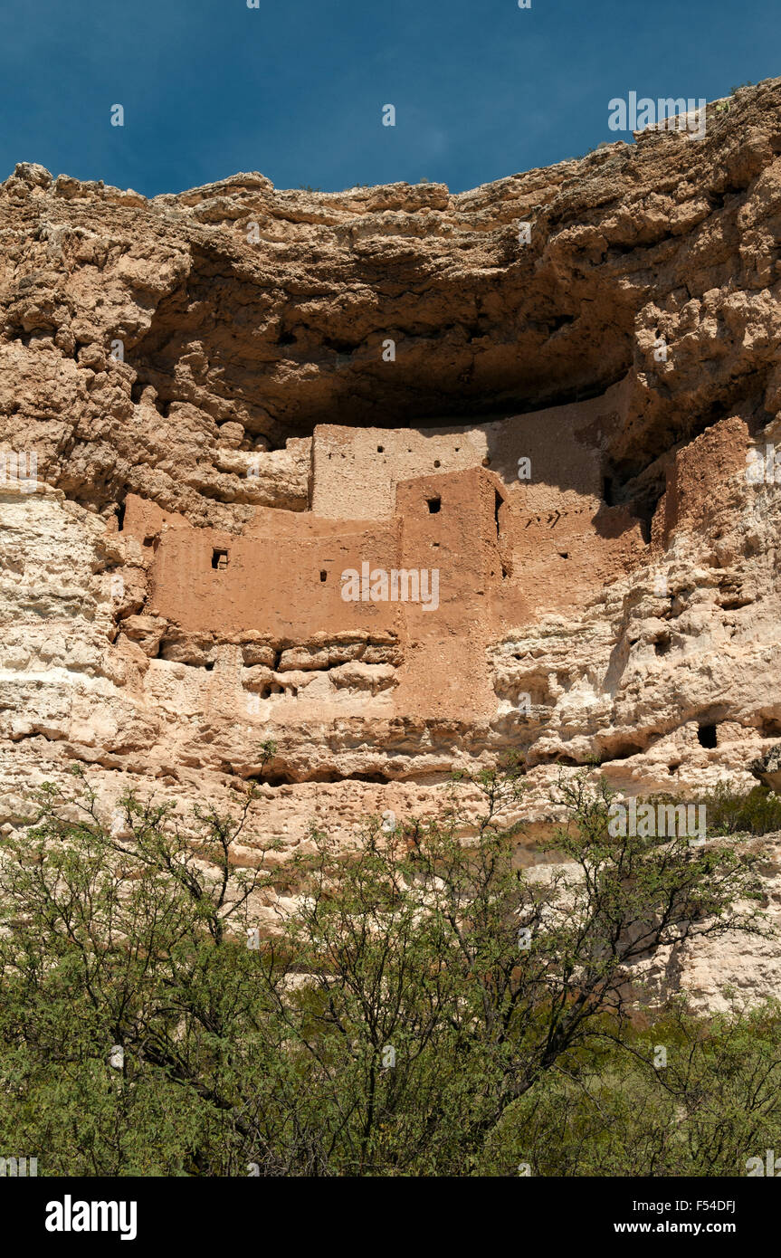 Montezuma castle hi-res stock photography and images - Alamy