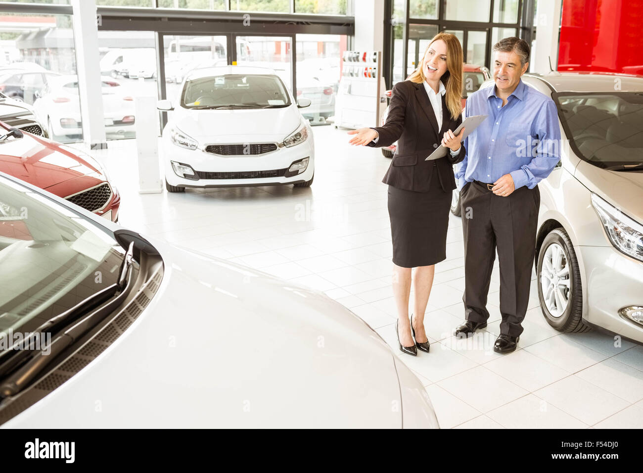 Customer and salesperson contract hi-res stock photography and images ...