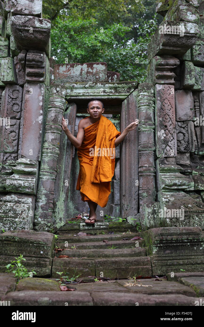 Young to ruin hi-res stock photography and images - Alamy