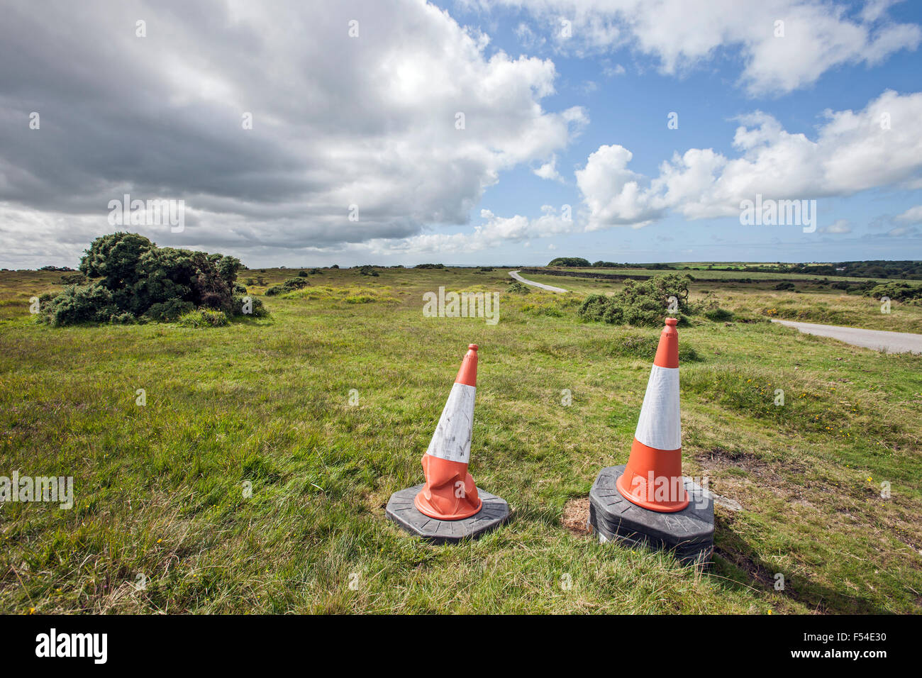 Workman cones bollards red and white safety warning roadworks cones hi ...