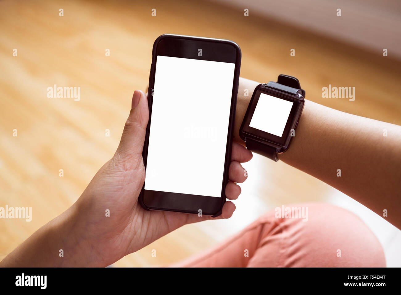 Watch into phone hi-res stock photography and images - Alamy