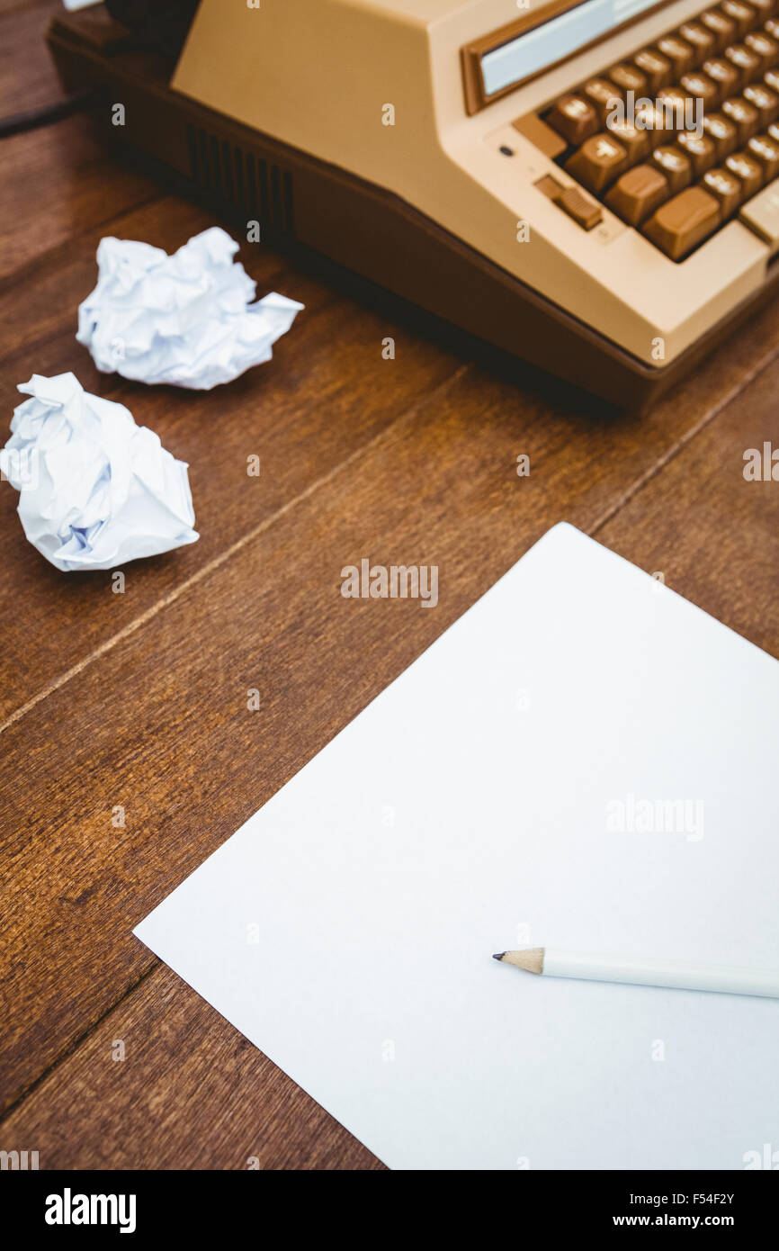 View of an old typewriter and paper Stock Photo - Alamy