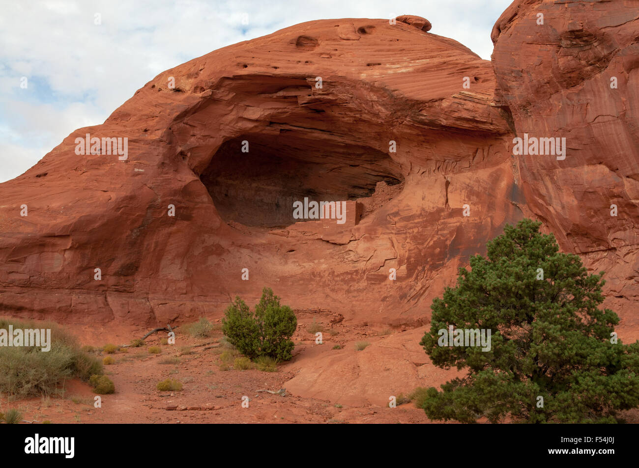 Navajo Cliff Dwelling, Mystery Valley, Arizona, USA Stock Photo - Alamy