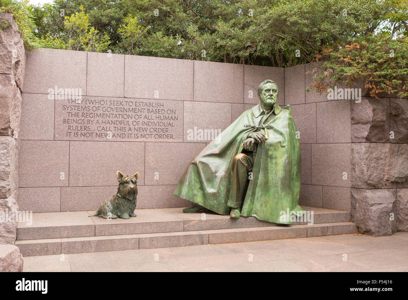 WASHINGTON, DC, USA - Franklin D. Roosevelt Memorial. FDR and his pet ...