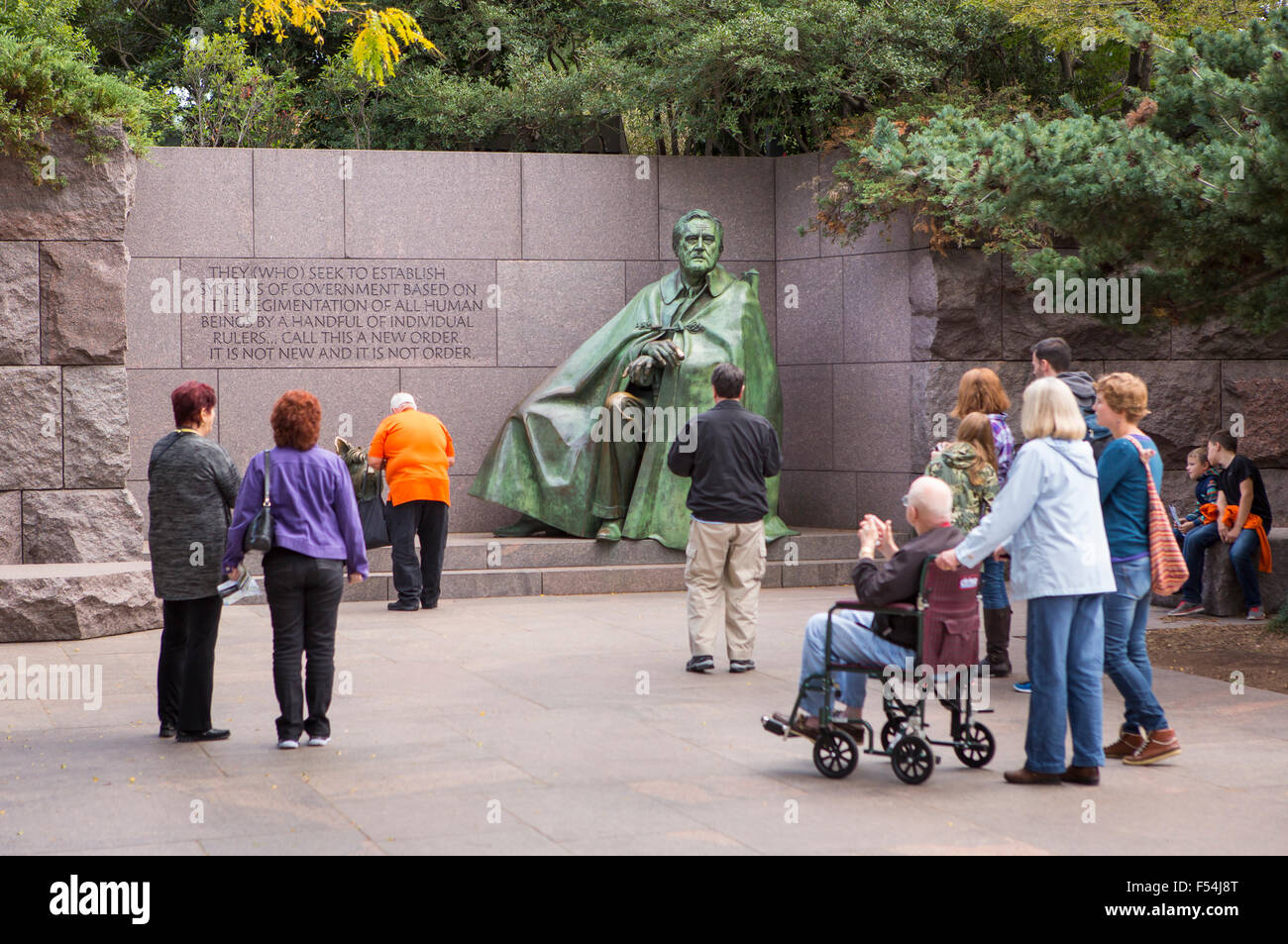 WASHINGTON, DC, USA - Tourists visit the Franklin Roosevelt Memorial ...