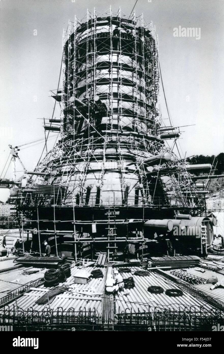 1968 - Big Japanese Atomic Reactor: Workmen are dwarfed by the giant ...
