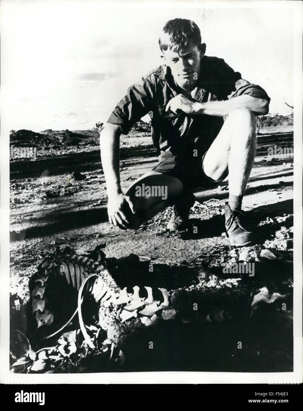 1972 - Drought scene in N.S.W.; Youthful Cobar grazier and partner in ...