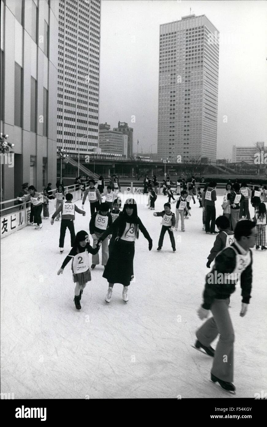 Tokyo skating rink hi-res stock photography and images - Alamy