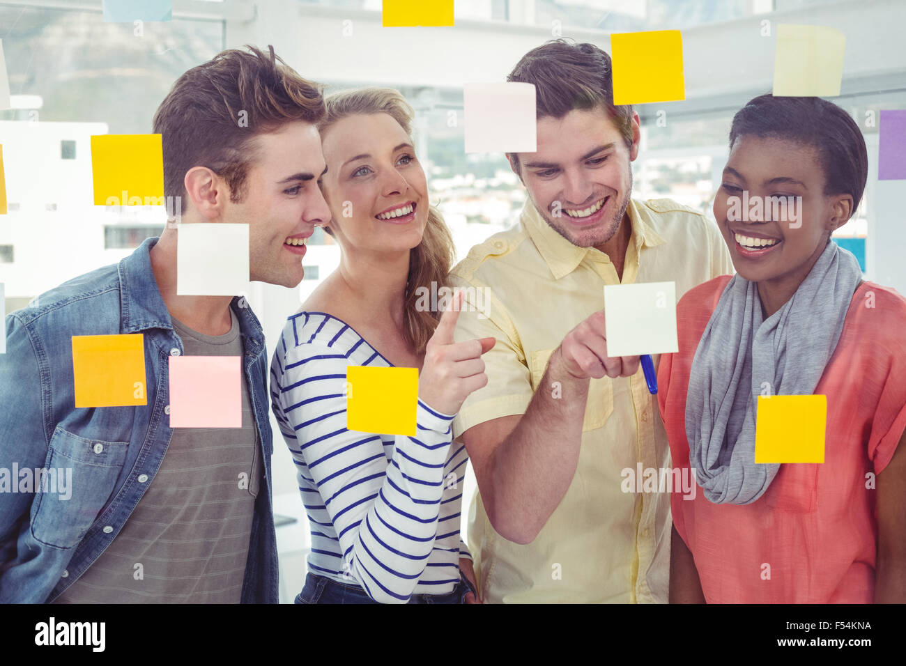 Happy post it notes hi-res stock photography and images - Alamy