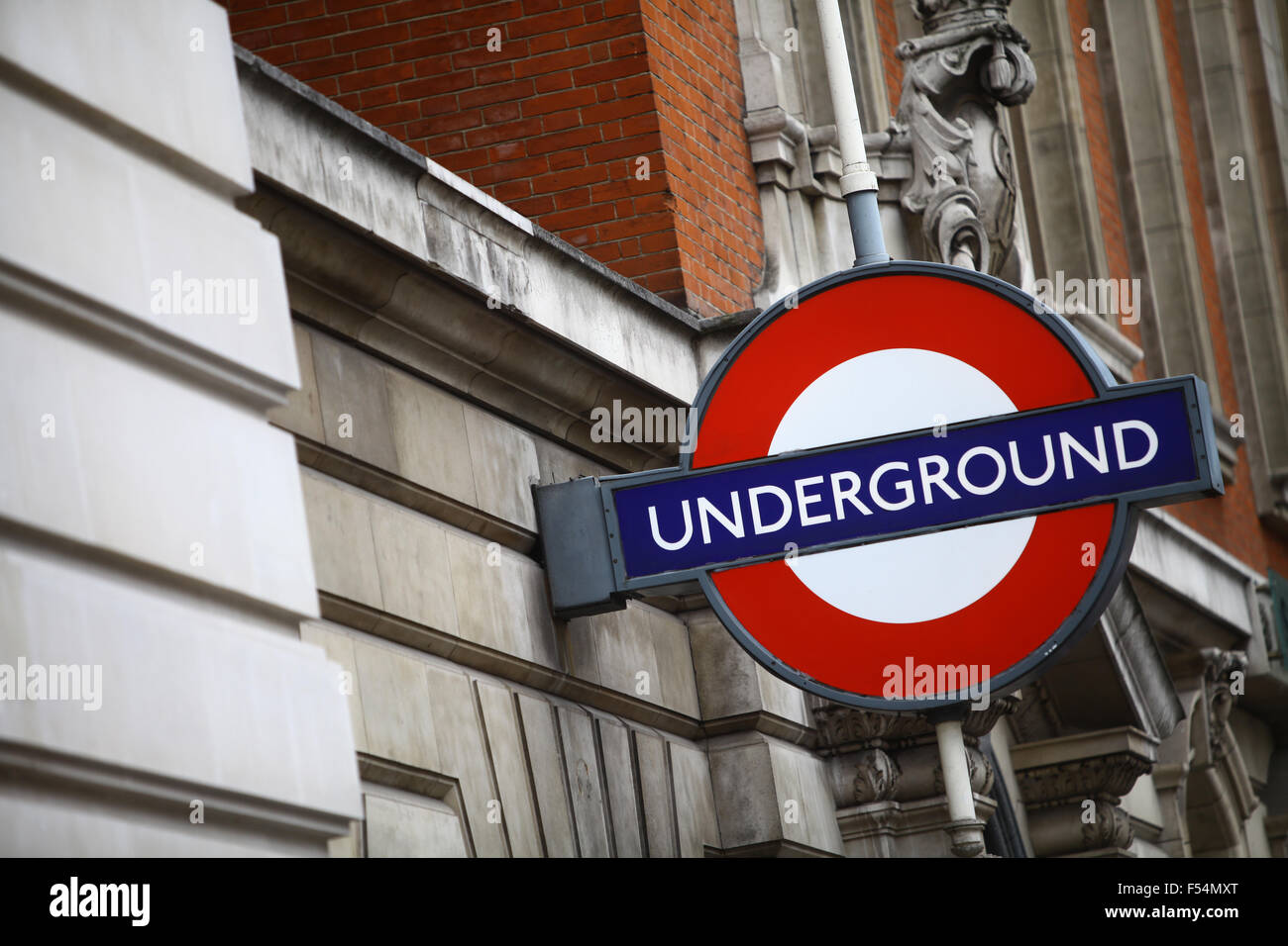 Color image of an underground subway sign in London, UK Stock Photo - Alamy