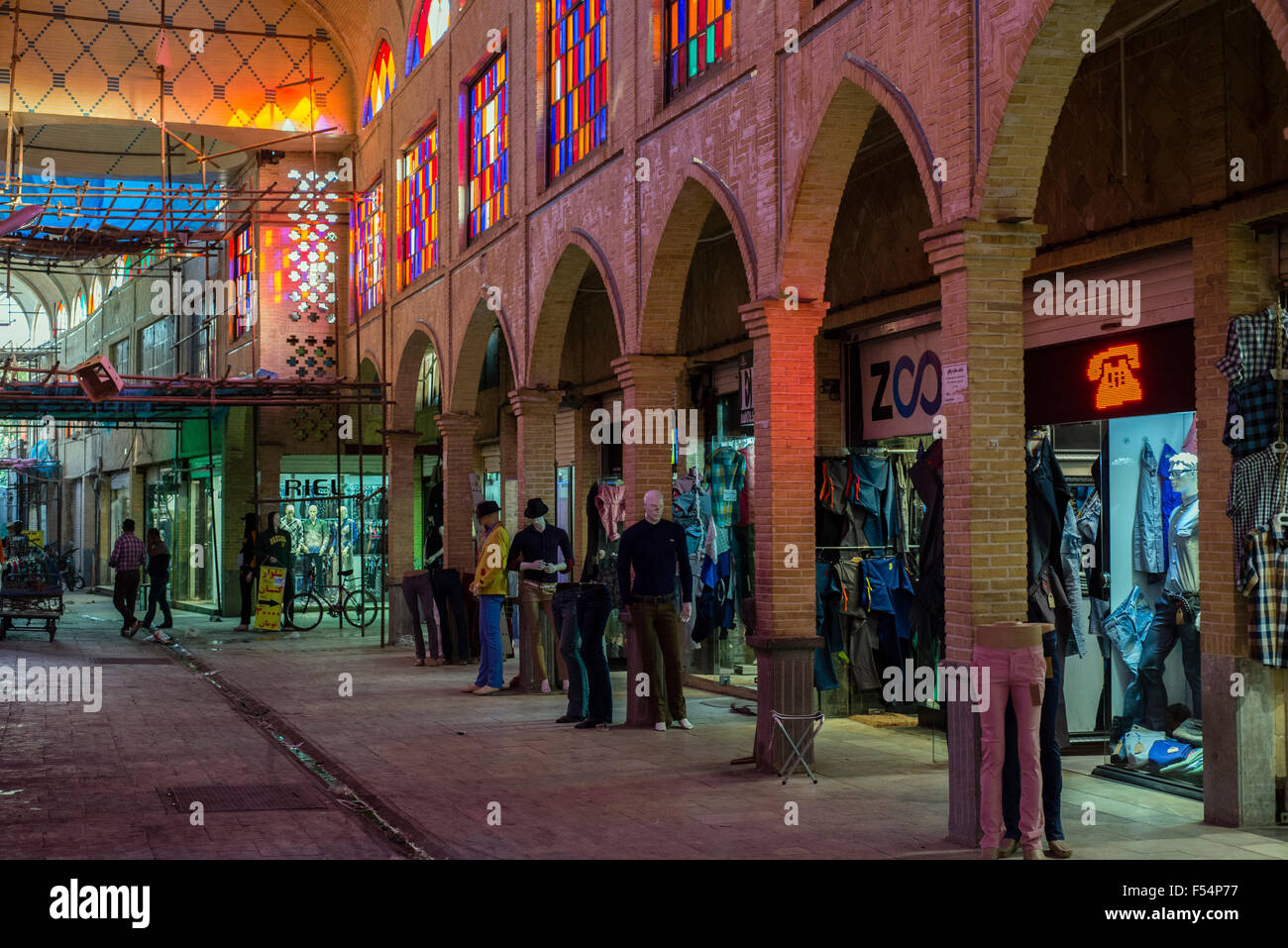 Grand bazaar in Tehran, Iran Stock Photo - Alamy