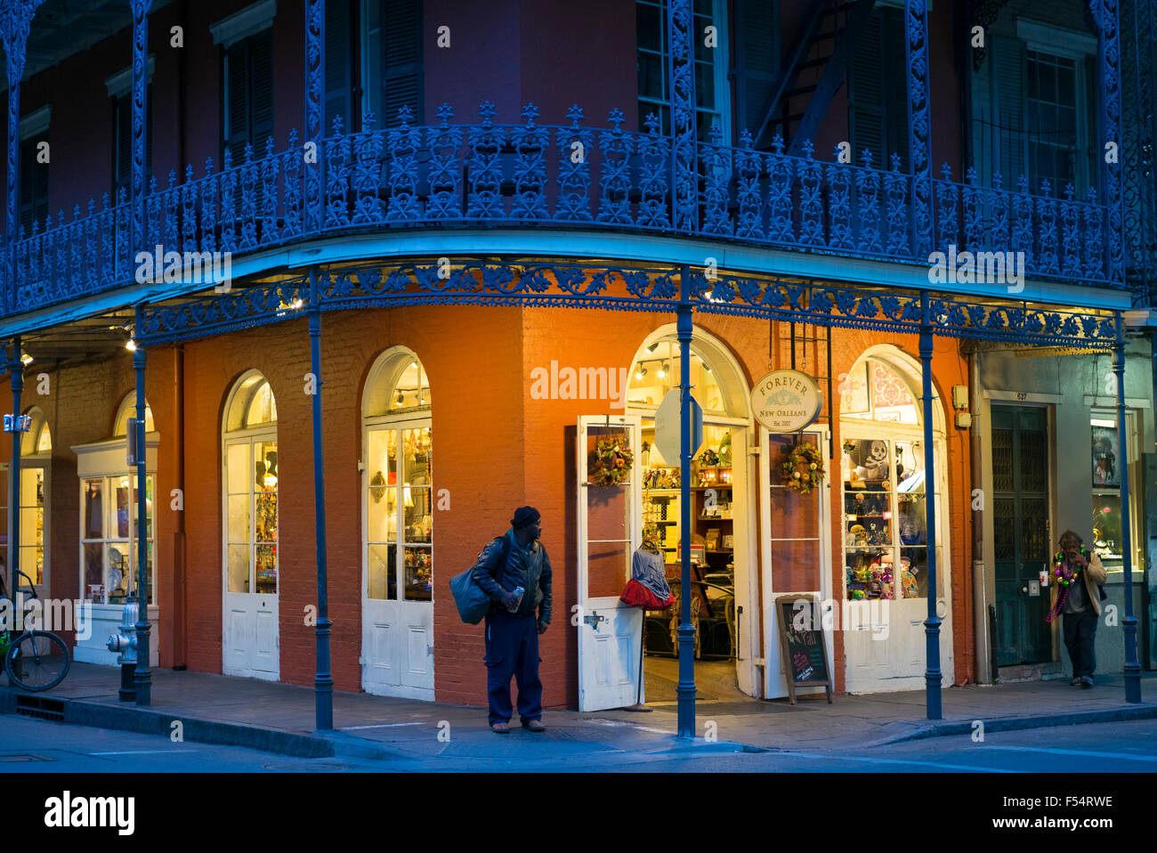American corner shop hi-res stock photography and images - Alamy