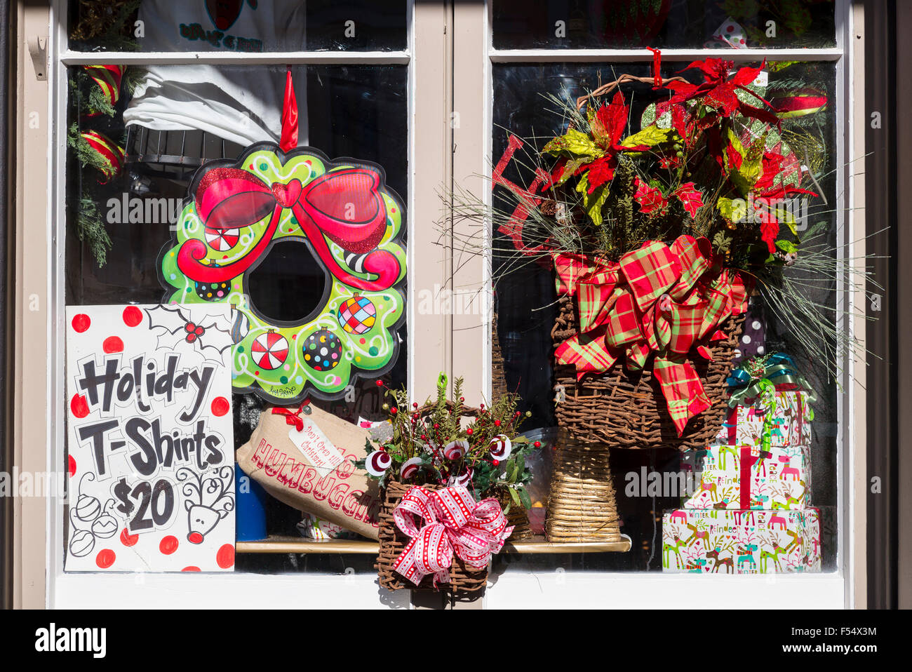 Bright color fun items in gift shop window along Main Street in Natchez ...