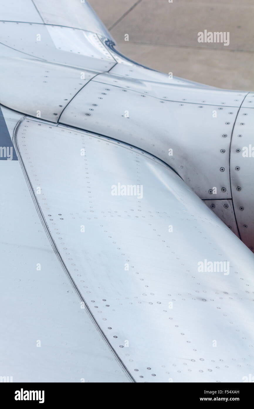 Airplane wing construction hi-res stock photography and images - Alamy