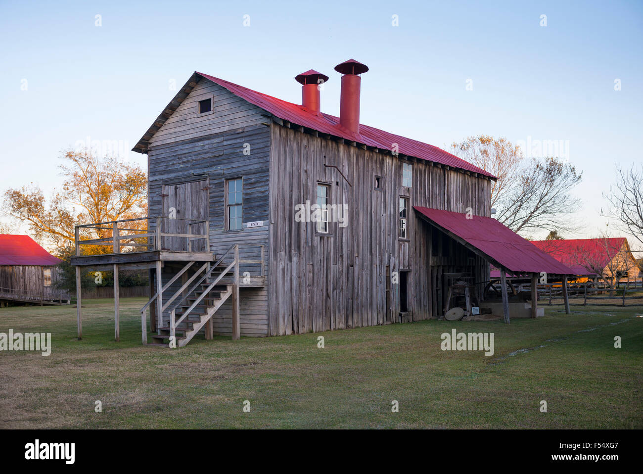 Louisiana frogmore plantation cotton hi-res stock photography and ...