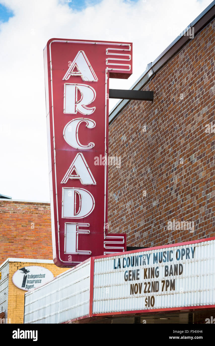 Arcade movie theatre sign for Country Music Opry on The Blues Trail ...