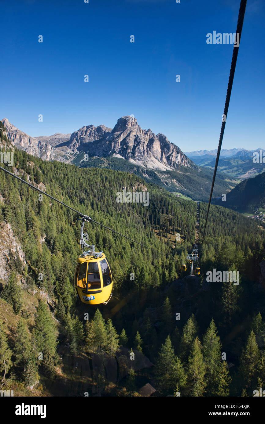 The Boè ropeway gondola to the high mountains of the Dolomites, Corvara ...