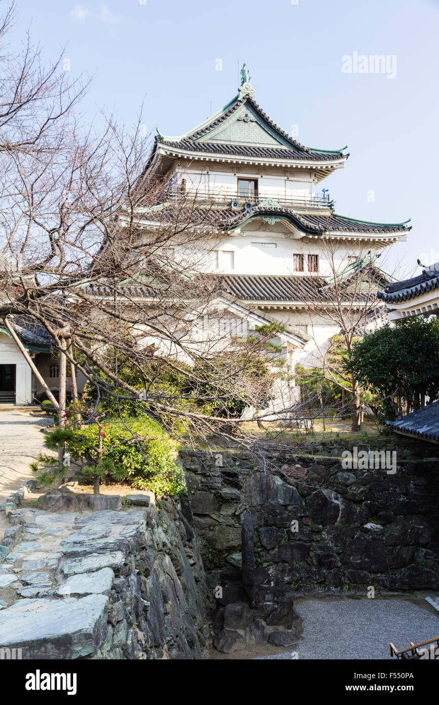 Keep tenshu castle honmaru hi-res stock photography and images - Alamy