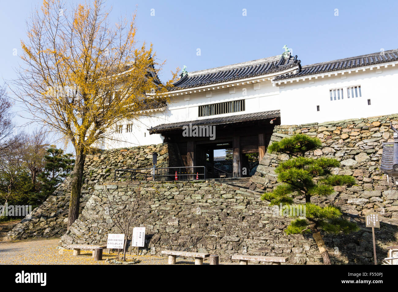 Japan, Wakayama castle. Ninomon Yagura, turret guarding the Kusunoki ...