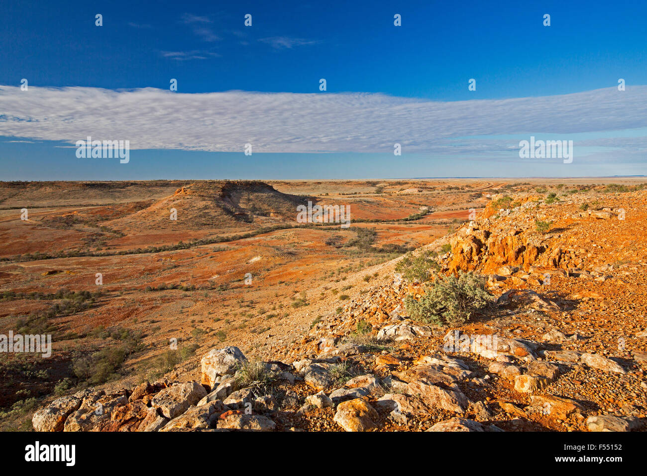 Stunning Australian outback landscape from hilltop lookout, rocky mesas ...