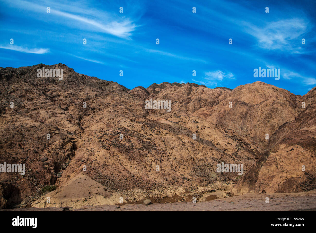 The desert landscape of the Sinai Peninsula on the road from Cairo to ...