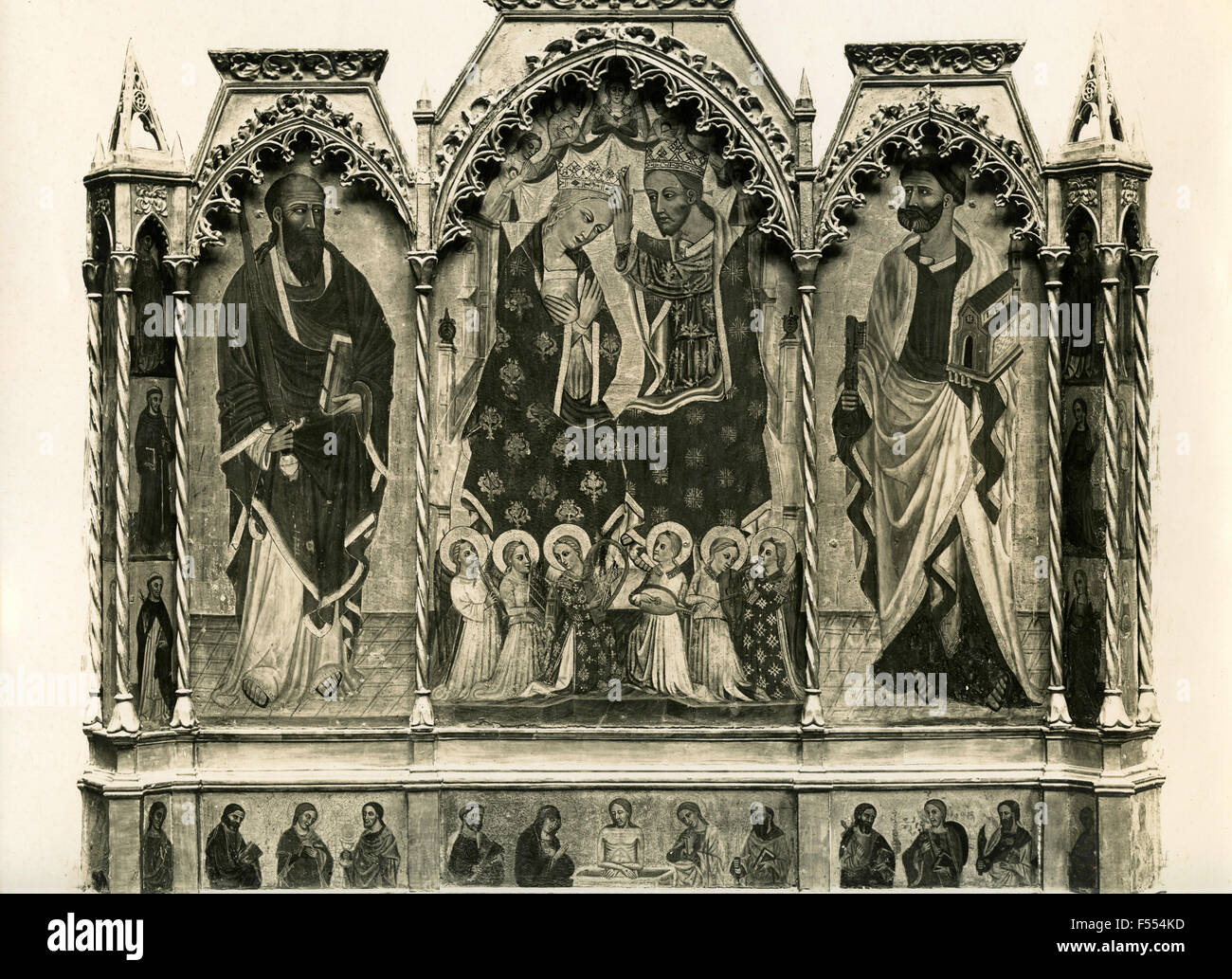 Sacred art: Triptych, picture gallery di Palermo, Italy Stock Photo - Alamy