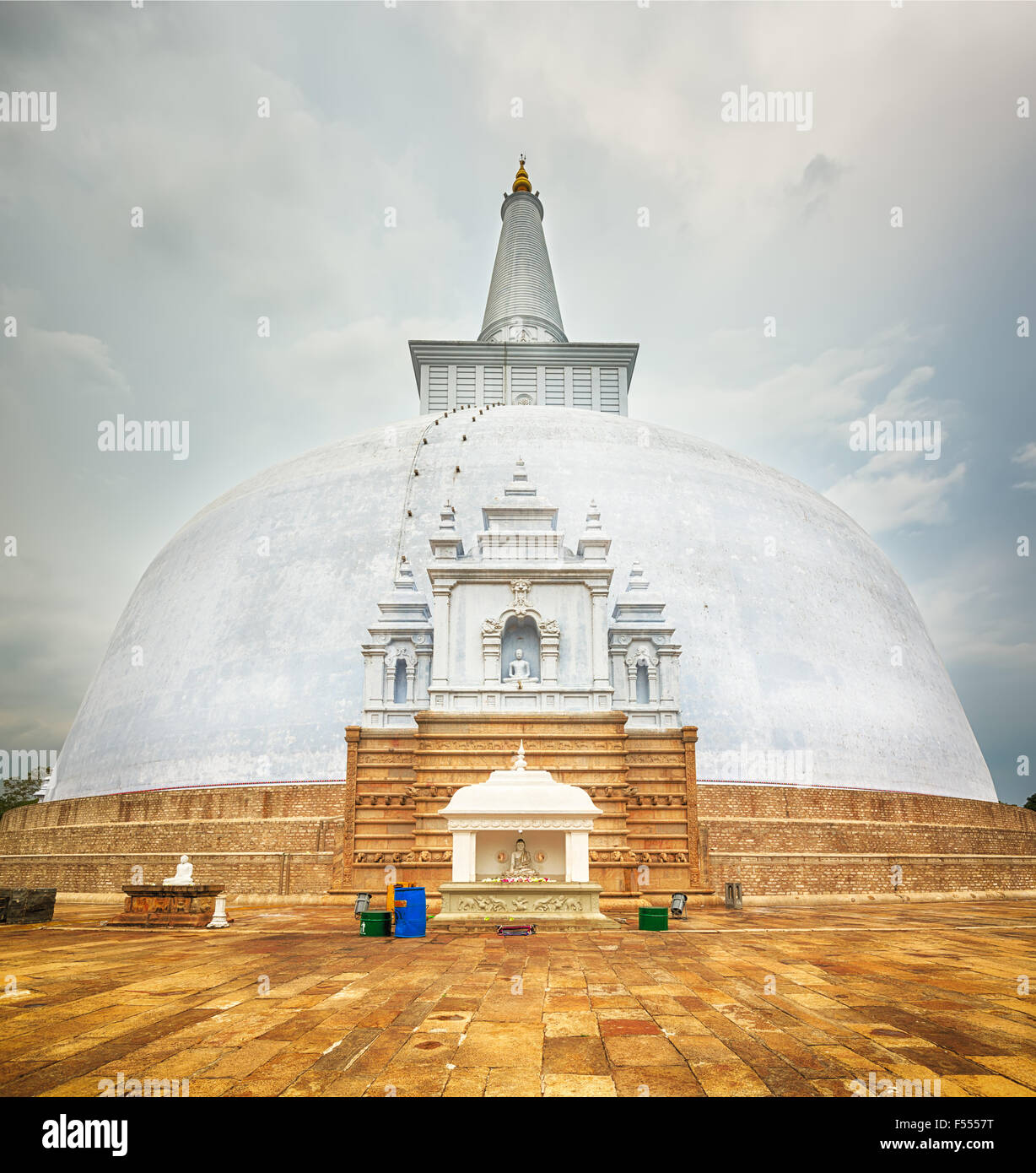 Ruwanwelisaya dagoba in the sacred world heritage city of Anuradhapura ...