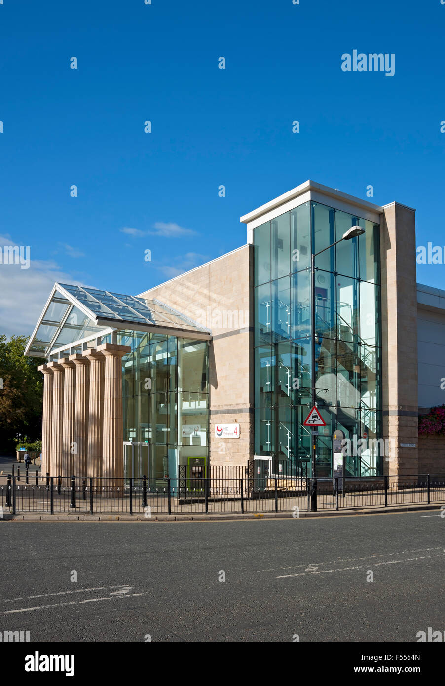 Harrogate International conference Centre HIC exterior Harrogate town ...