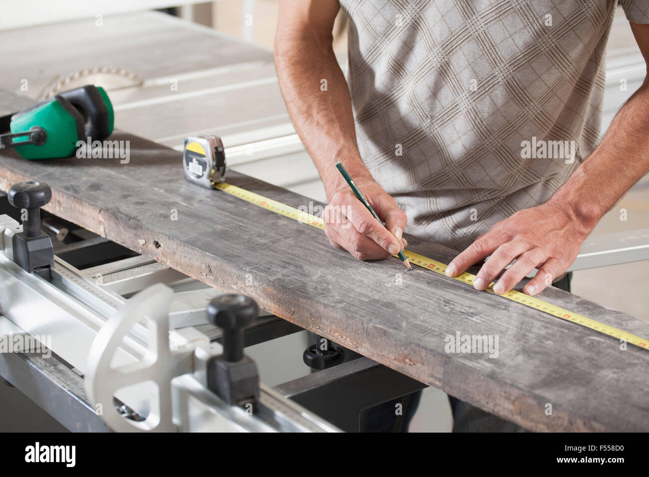 Measuring table hi-res stock photography and images - Alamy