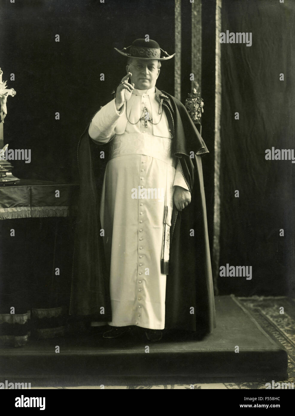 Ambrogio damiano achille ratti hi-res stock photography and images - Alamy