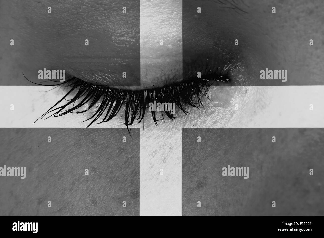 Eye tear close hi-res stock photography and images - Alamy