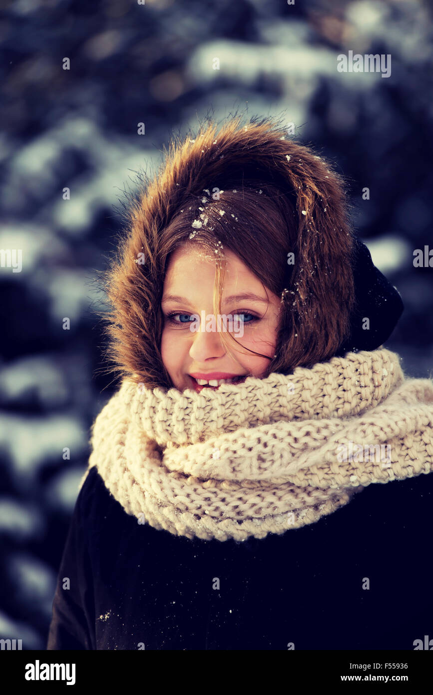 Outdoor winter portrait young woman hi-res stock photography and images ...