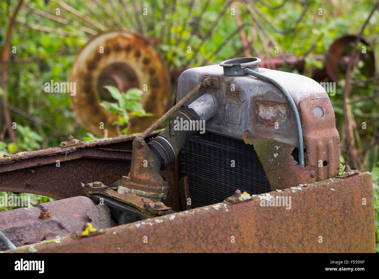 Tractor radiator hi-res stock photography and images - Alamy
