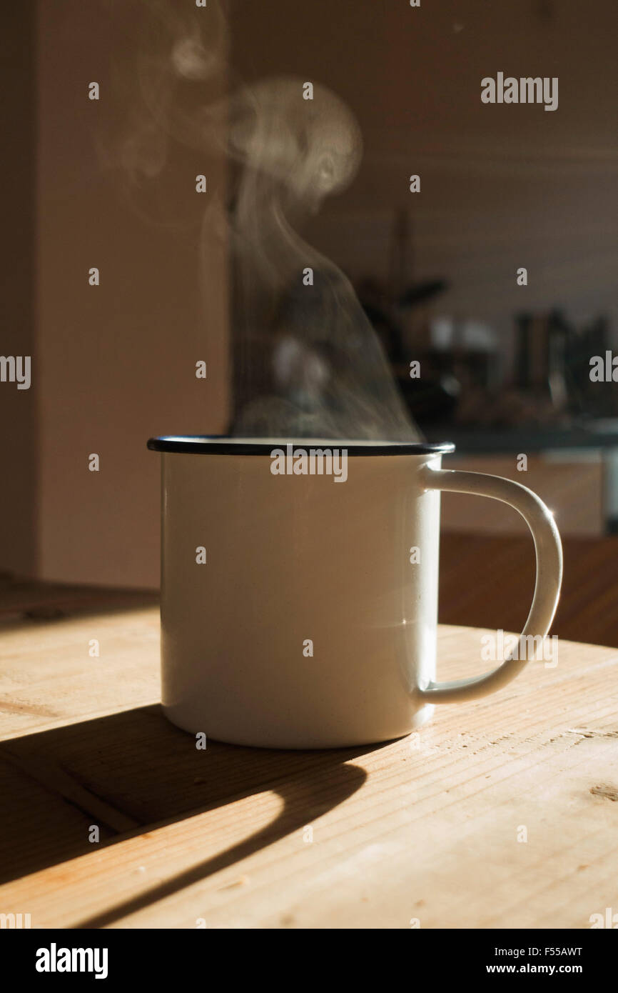 Close up mug light hi-res stock photography and images - Alamy